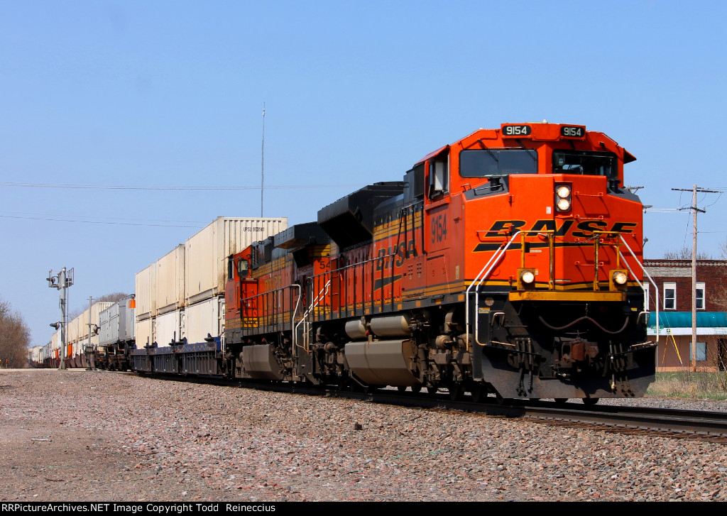 BNSF 9154